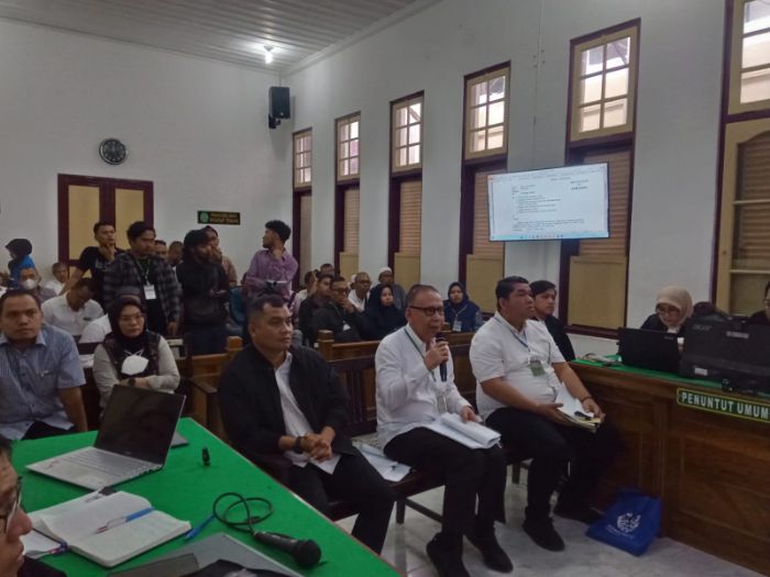 Kasus Jalan Tapsel, Hakim Minta KPK Buka Sprindik Baru untuk Eks Pj ...