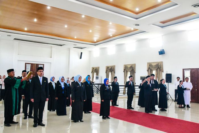 Bupati Deli Serdang Lantik 20 Pejabat, Dua Kepala Dinas Resmi Dijabat ...