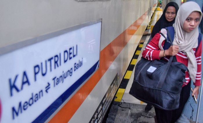 KAI Sumut Sediakan 51.880 Tiket Kereta saat Libur Hari Raya Waisak
