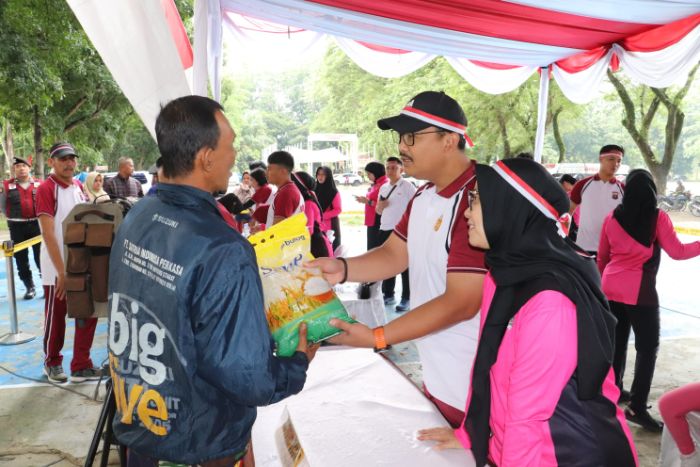 Polres Langkat Salurkan 5 Ton Beras Murah Sambut HUT RI ke-80