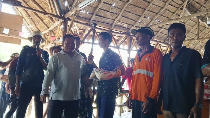 Tim Ikan Ketang Juara Lomba Pacu Sampan Tradisional Kawasan Manggrove ...