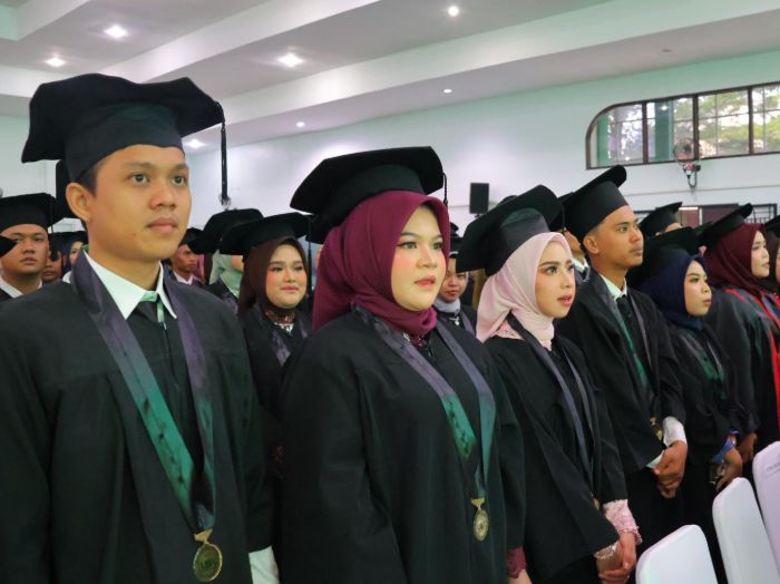 UINSU Wisuda 1.736 Lulusan, Rektor Tekankan Karakter dan Kompetensi Alumni