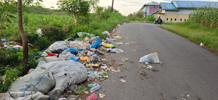 Sudah Lima Hari Tumpukan Sampah di Dairi Tidak Diangkut