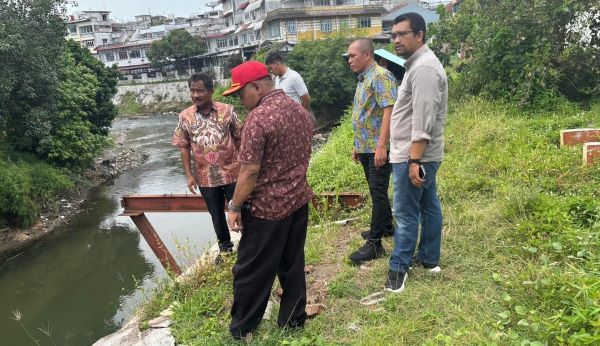 Dinding Bronjongan Sungai Bangkatan Roboh, Warga Khawatir Abrasi Meluas