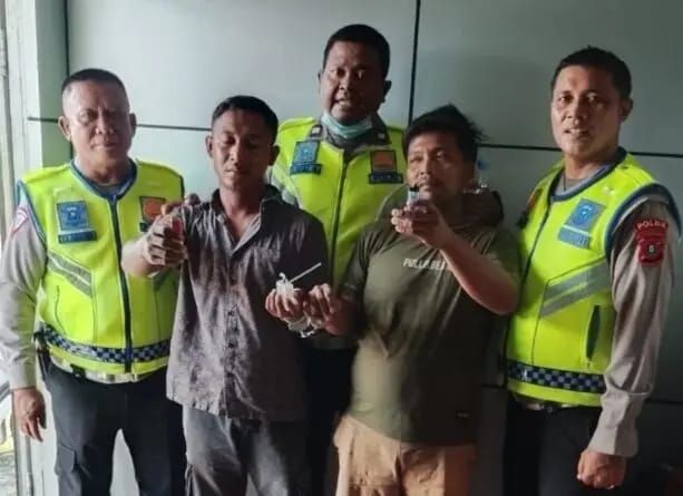 Razia Lalu Lintas di Medan, Polisi Temukan Bong Sabu di Truk Colt Diesel