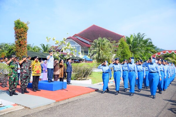 410 Siswa Baru SMA Matauli Pandan Tahun 2024 Dilantik
