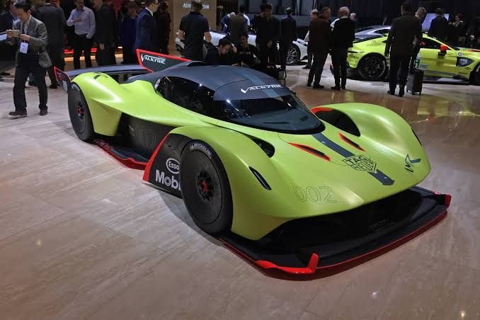 5 Supercar dengan Bodi Mobil Super Ringan!