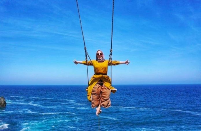 Berayun di Atas Lautan Jogja, Berani?