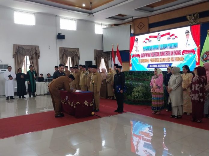 Bupati Deli Serdang Lantik Empat Pejabat Eselon II dan Rotasi Camat