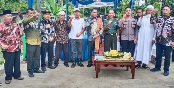 Bupati Sergai Resmikan Jembatan Penghubung di Desa Dolok Merawan