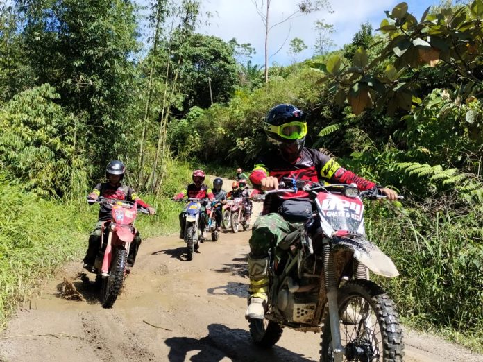 Danrem 022/PT Bersama Komunitas Trasis Ngetrail Jelajahi Hutan dan ...