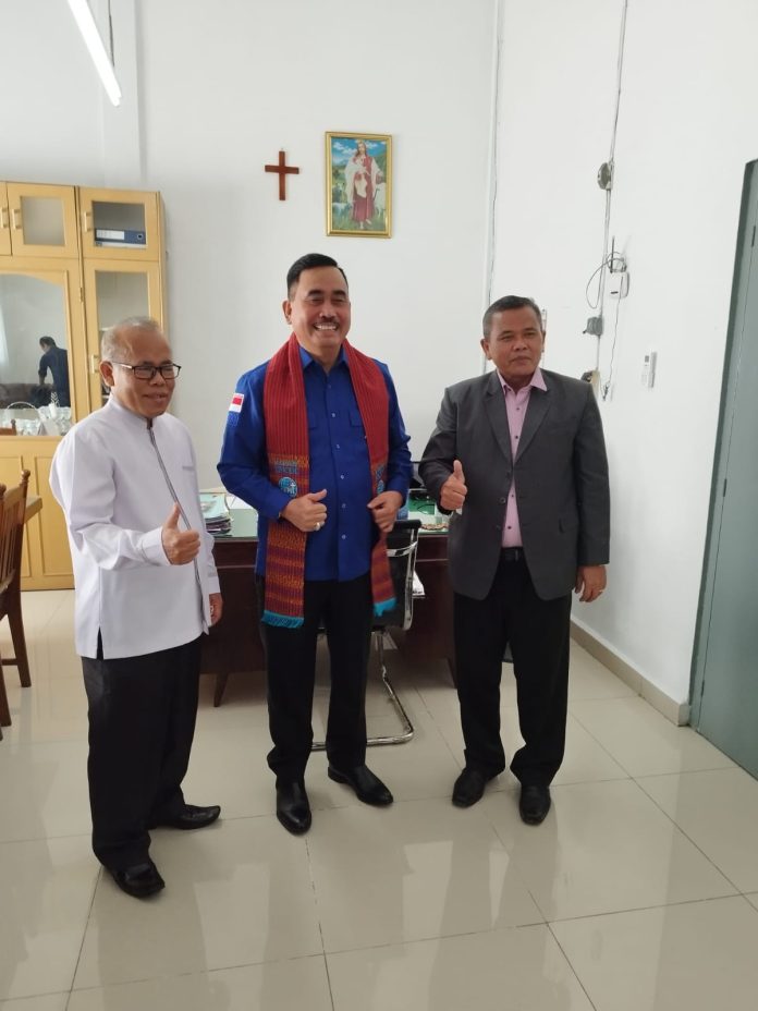 Dua Bulan Dilantik Sebagai Anggota DPR RI, Hendrik Sitompul Temui ...