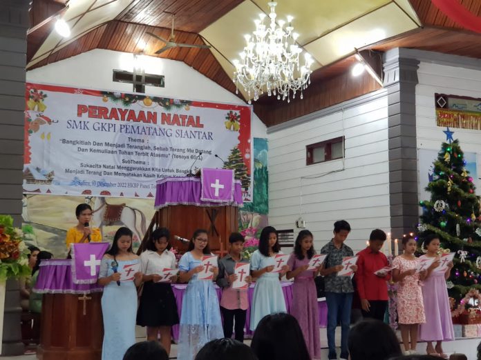 Gelar Perayaan Natal 2022, SMK Swasta GKPI Siantar Bangkit dan Berwibawa