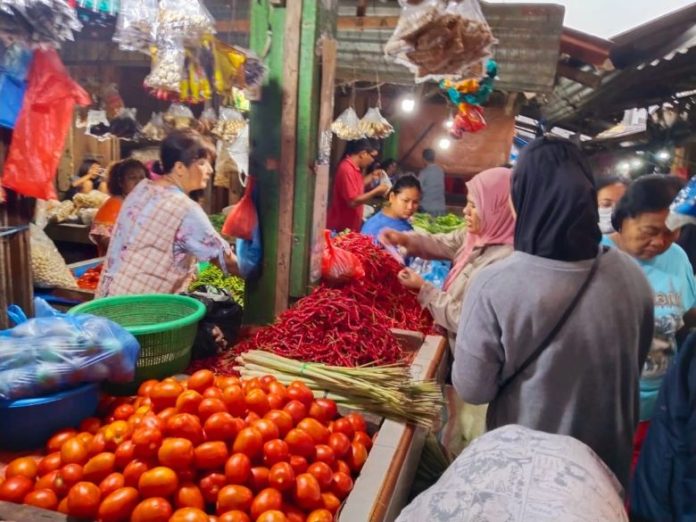 Harga Cabai Merah di Siantar Tembus Rp32.000 Per Kg