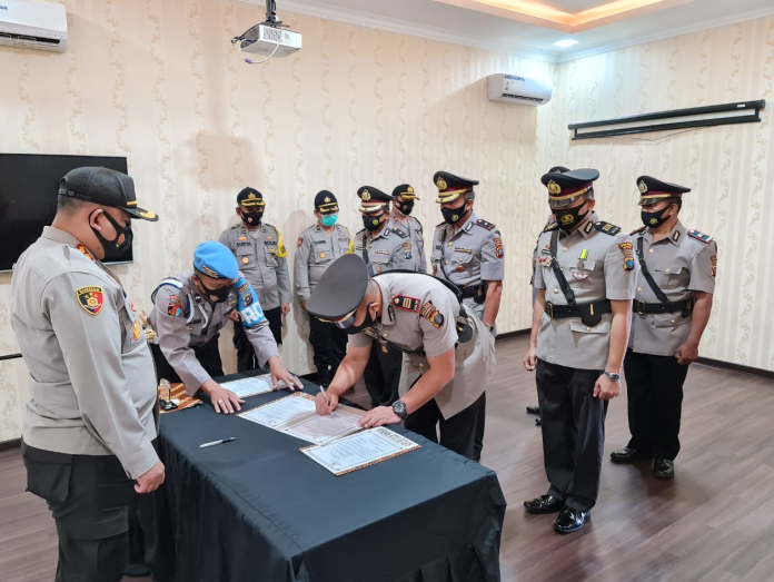 Hari ini, Wakapolres, Kasat Lantas dan Kapolsek Dolok Panribuan Simalungun Sertijab