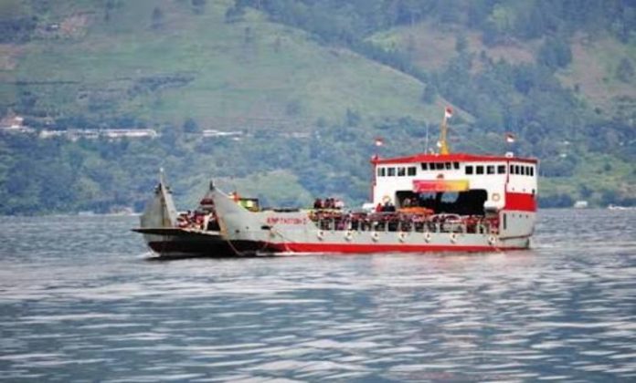Jelang Nataru, KSOPP Pastikan Kapal di Danau Toba Penuhi Standar