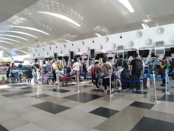 Jelang New Normal, Jumlah Penumpang Pesawat di Bandara KNIA Capai 3.836 ...