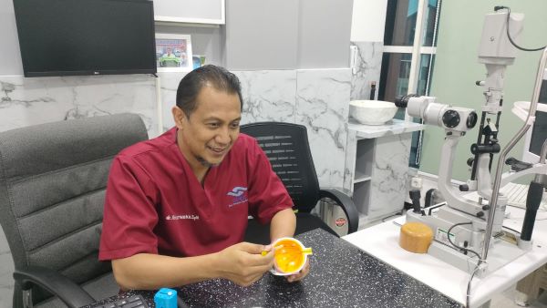 Ketahui Bahaya Contact Lens untuk Mata Minus Hingga Silindris