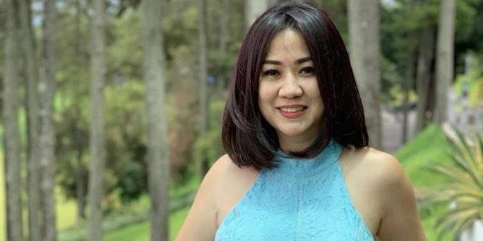 Mengenal Tante Ernie, Pemersatu Bangsa yang Viral, Ternyata Usianya ...