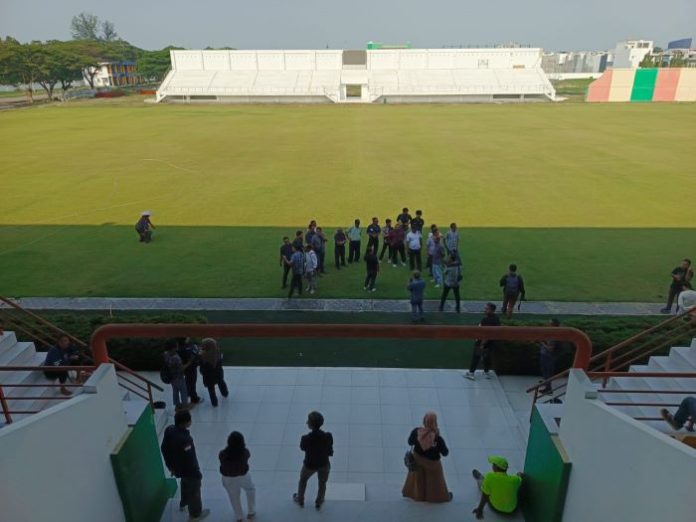Panpel Sepakbola Putri PON Tinjau Venue Stadion Mini Disporasu