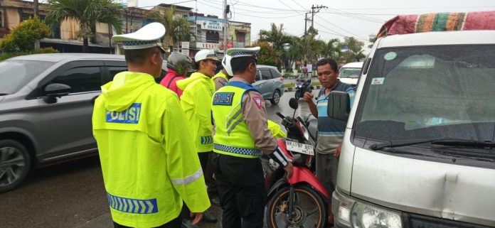 Pasca Penertiban Bus Antar Kota di Jalan SM Raja, Arus Lalu Lintas Jadi ...