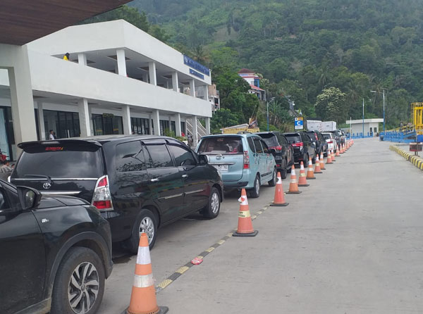 Pelabuhan Tigaras Tambah Armada Penyeberangan ke Samosir Selama Libur Idul Fitri