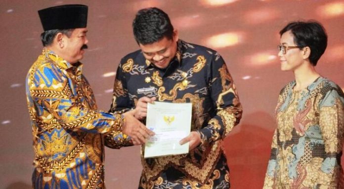 Pemko Medan Terima 200 Sertifikat Tanah, Termasuk Hak Pakai Lapangan ... Pemko Medan Terima 200 Sertifikat Tanah, Termasuk Hak Pakai Lapangan ...