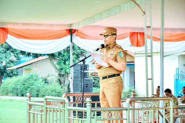 Pj Bupati Batu Bara Kenalkan Tagline Kinerja Saat Apel Perdana Pj Bupati Batu Bara Kenalkan Tagline Kinerja Saat Apel Perdana
