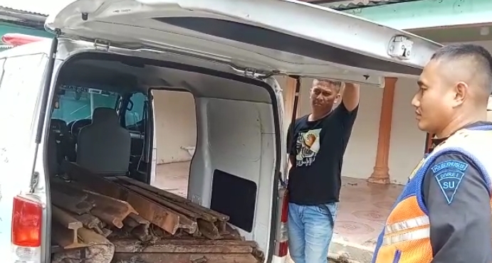 Polsuska Asahan Tangkap Pencuri Besi Rel Kereta Api, Pelaku Gunakan Ambulans