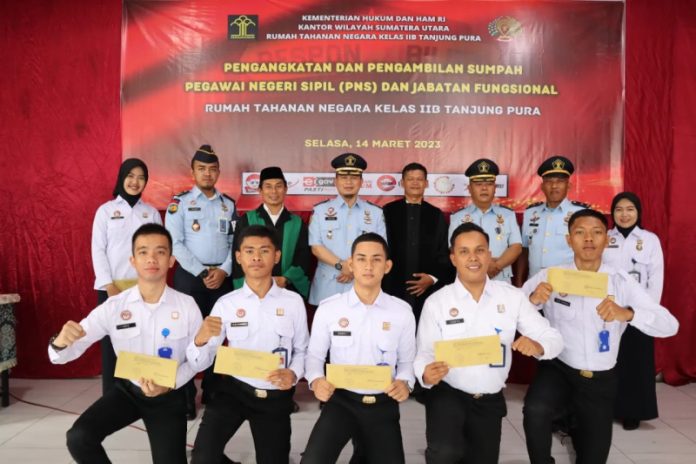 Rutan Tanjung Pura Angkat 7 CPNS