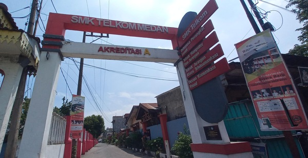 Tingkatkan Kualitas Sekolah Vokasi, SMK Telkom 1 Medan Jalin Kerjasama ...